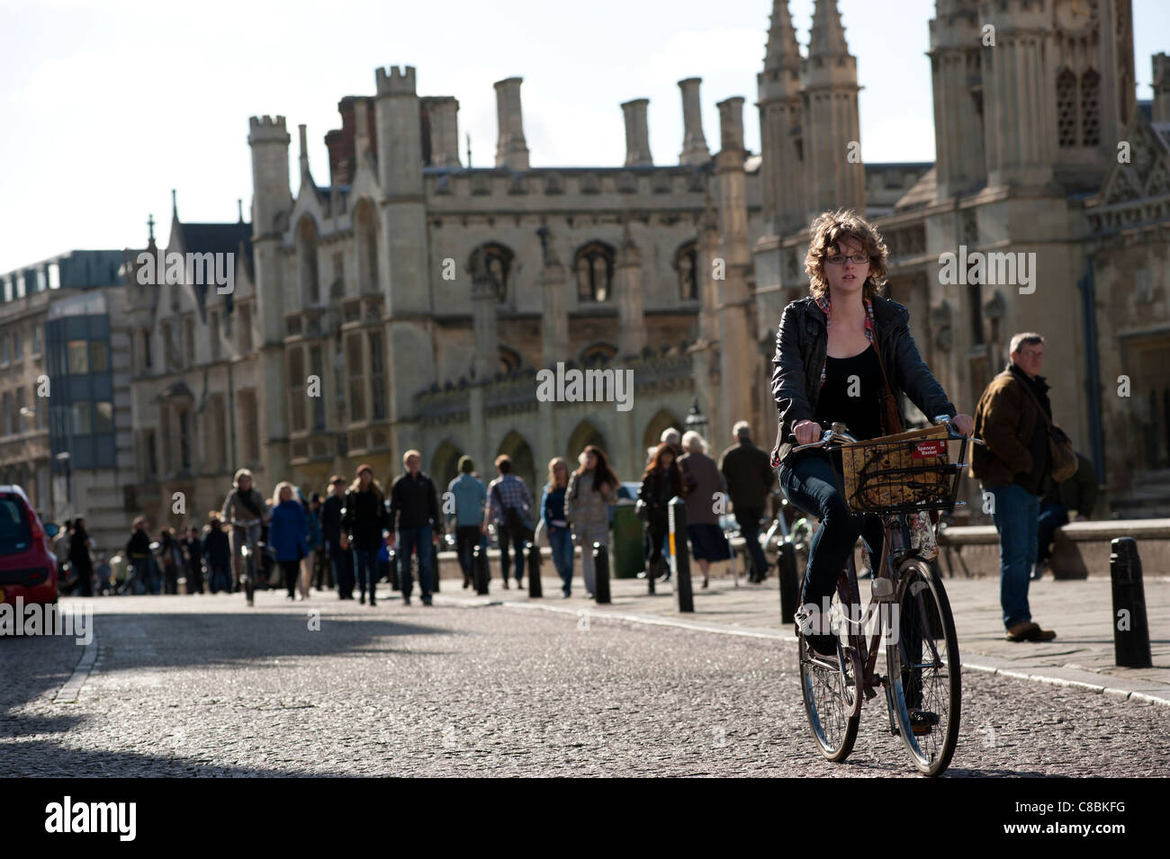 Cambridge university students hi-res stock photography and images - Alamy