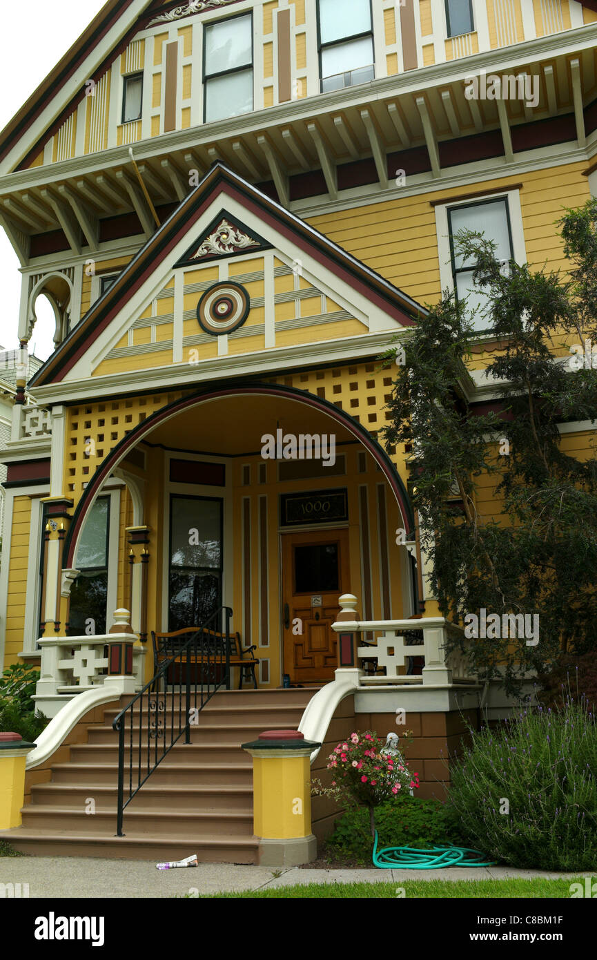 Victorian home architecture 19th century Queen Victoria Anne Georgian ...