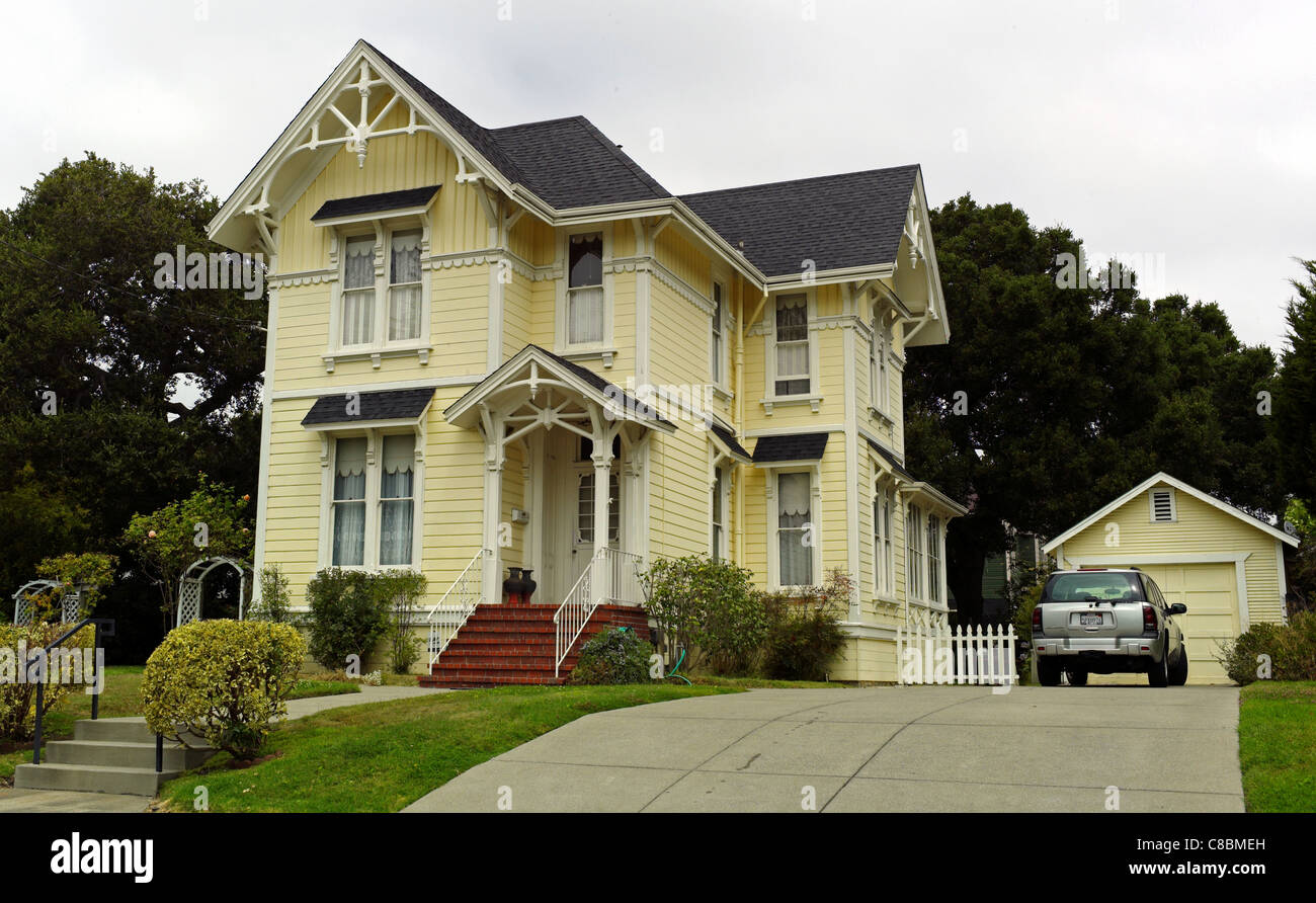 Carpenter gothic style architecture High Resolution Stock Photography ...