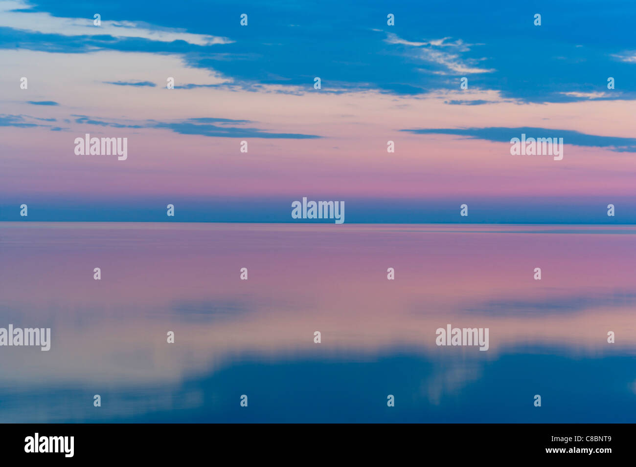 Dynamic atmosphere hi-res stock photography and images - Alamy