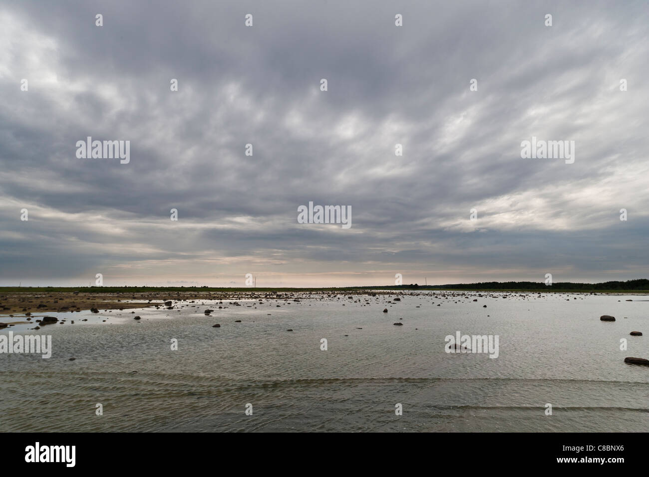 Shallow sea hi-res stock photography and images - Alamy