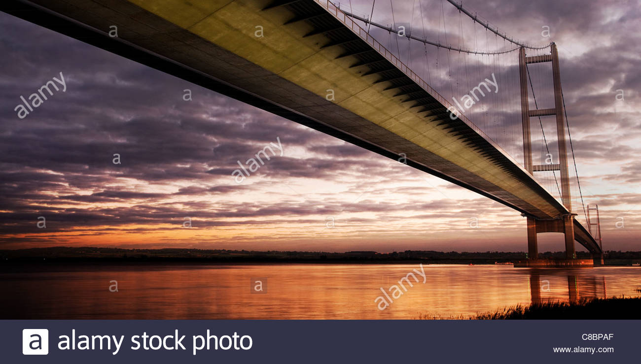 Suspended Bridge Stock Photos & Suspended Bridge Stock Images - Alamy