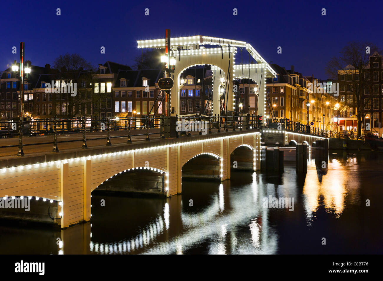 Amsterdam By Night Bridges High Resolution Stock Photography and Images ...