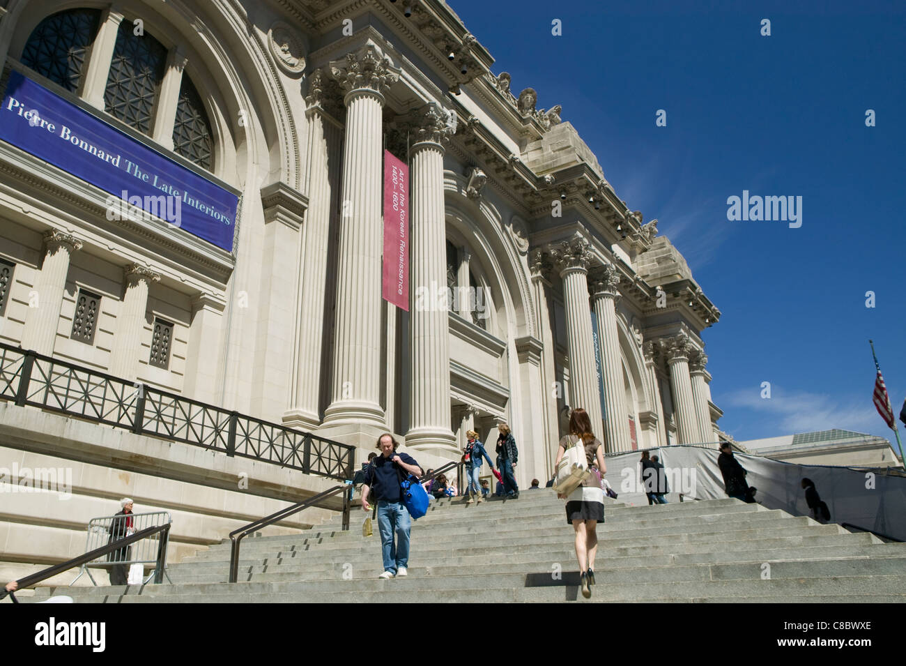 Steps leading upto the Metropolitan Museum of Art, New York City Stock ...