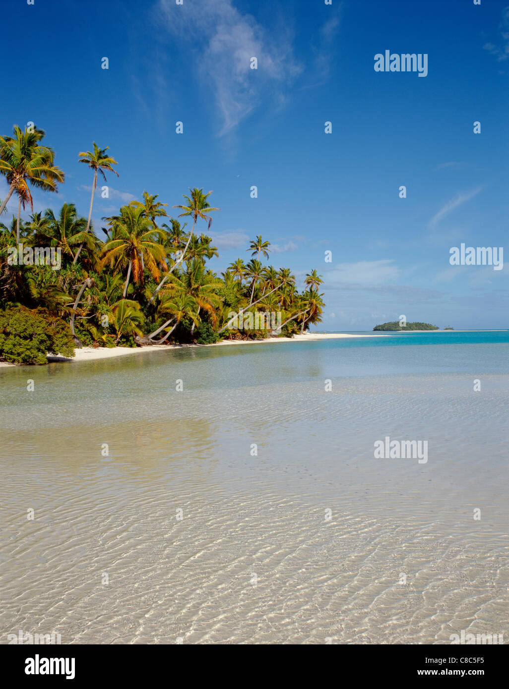 Most beautiful cook island beaches hi-res stock photography and images ...