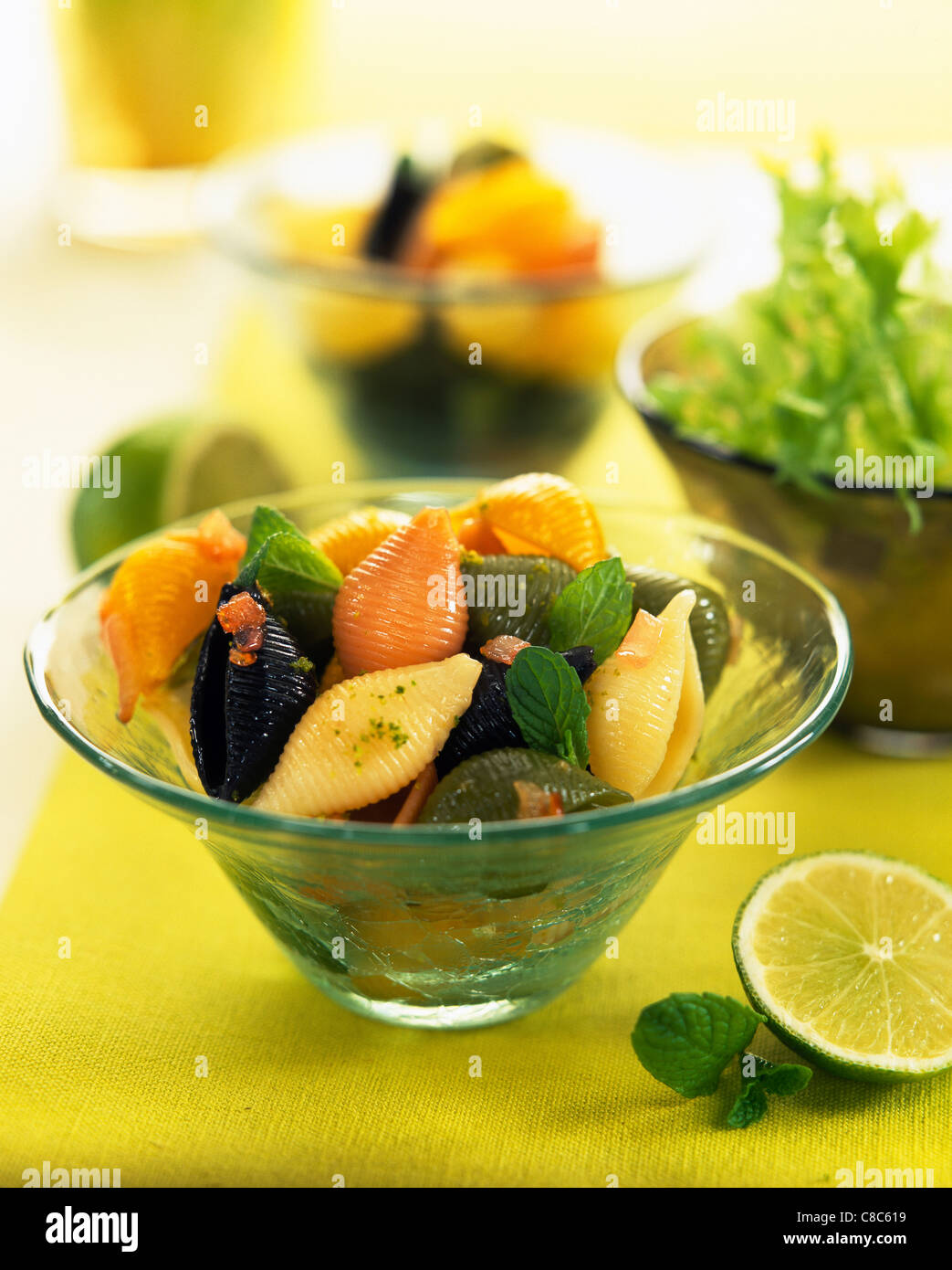 Shell pasta salad hi-res stock photography and images - Alamy