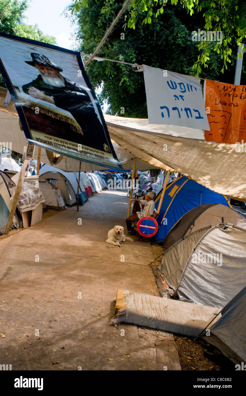 Israeli tents moeiment hi-res stock photography and images - Alamy