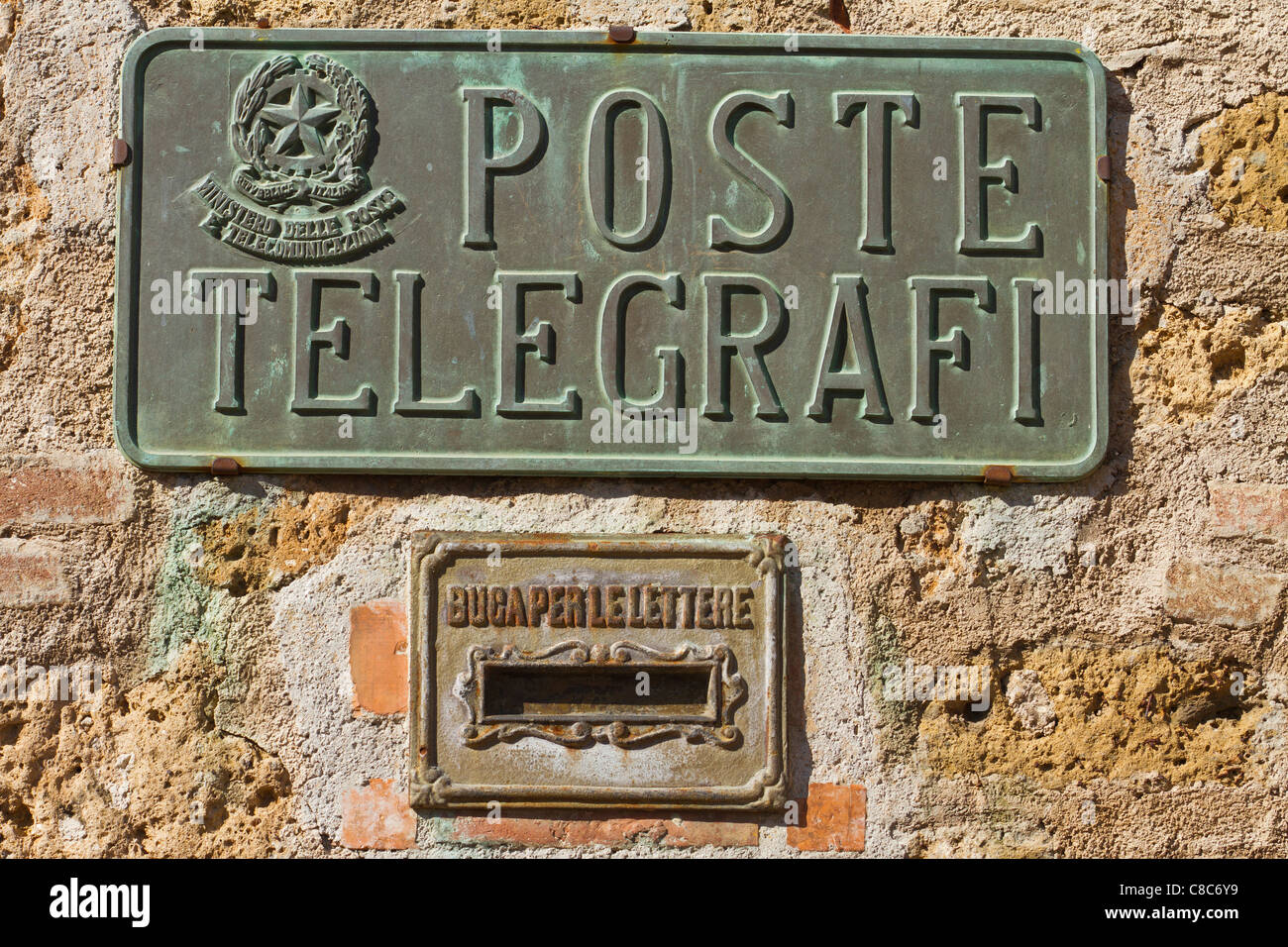 Italian post box hi-res stock photography and images - Alamy