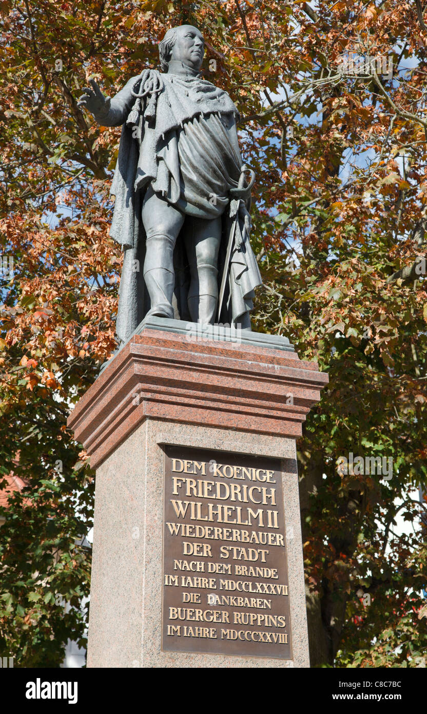 Statue neuruppin hi-res stock photography and images - Alamy