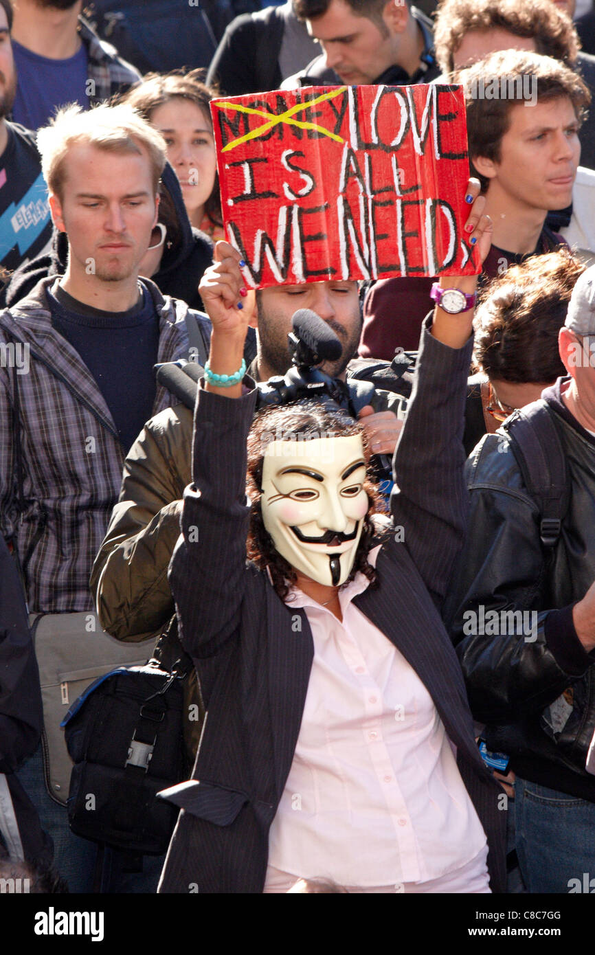 Protester wears vendetta mask hi-res stock photography and images - Alamy