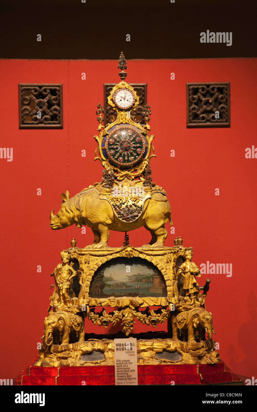 Clock museum forbidden city beijing hi-res stock photography and images ...