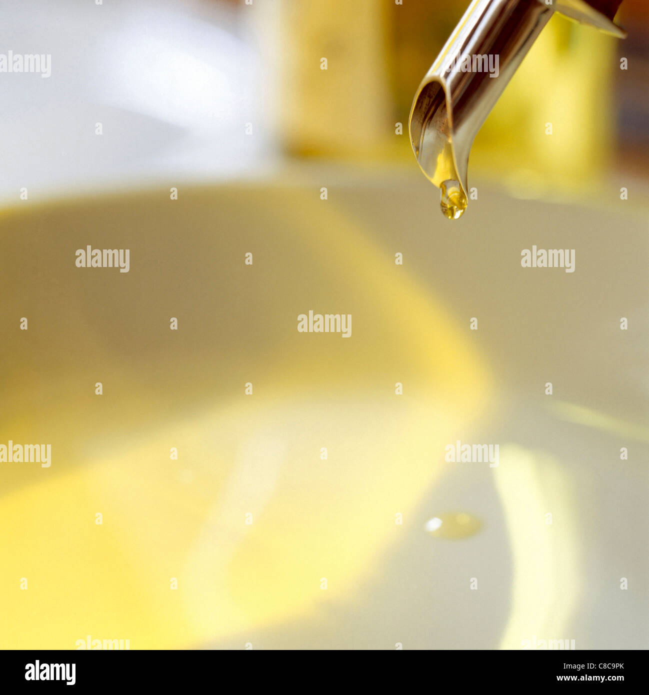 drop of olive oil Stock Photo - Alamy