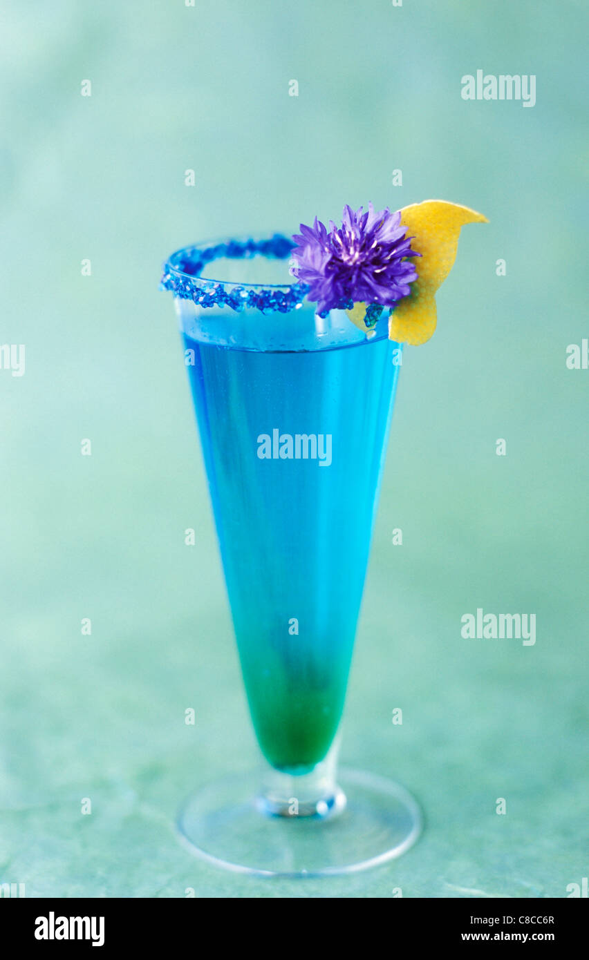 Fresh and cool cocktail Stock Photo - Alamy