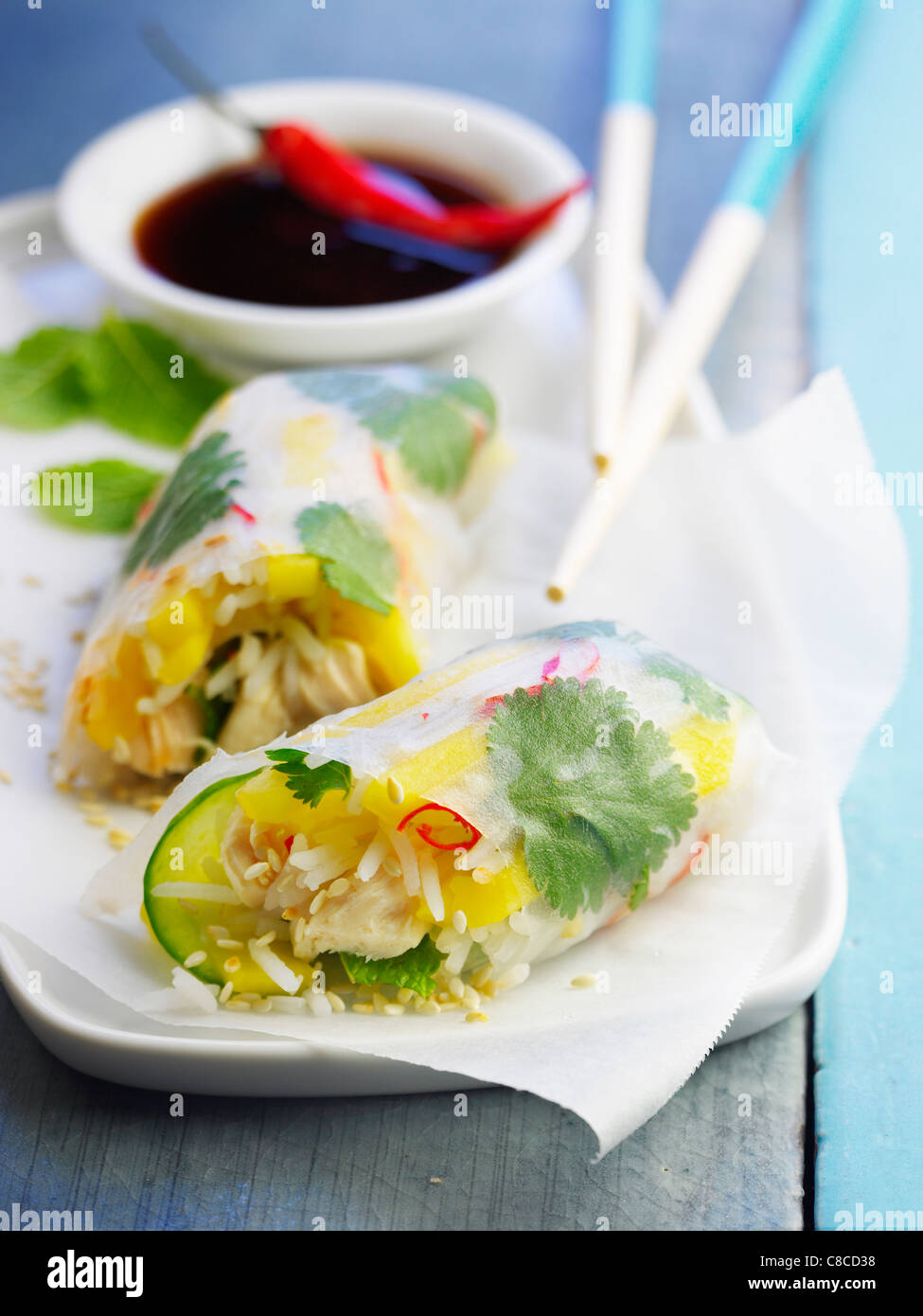 Chicken and mango spring rolls Stock Photo - Alamy
