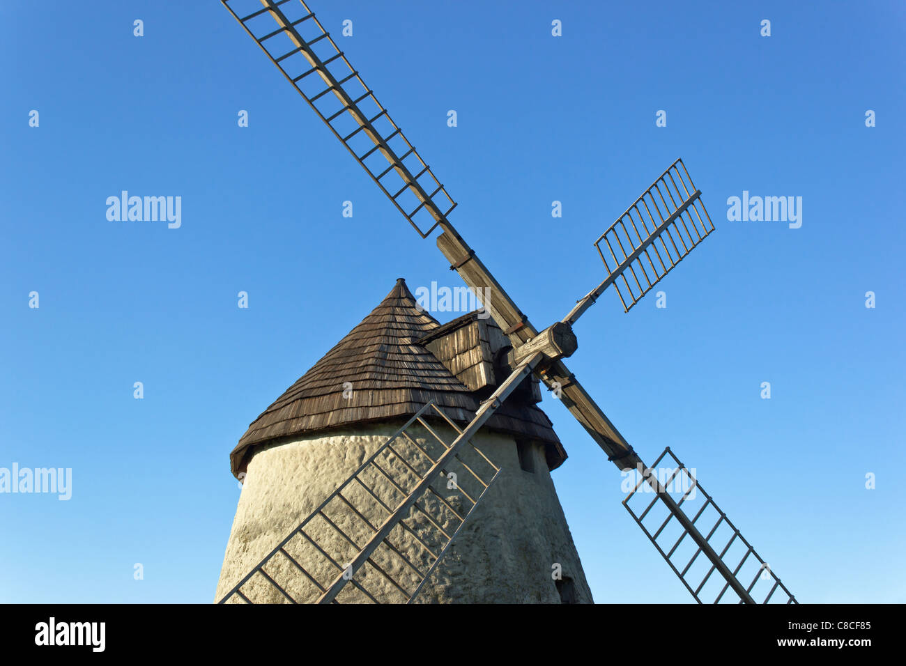 Windmill wheel wind rural hi-res stock photography and images - Alamy