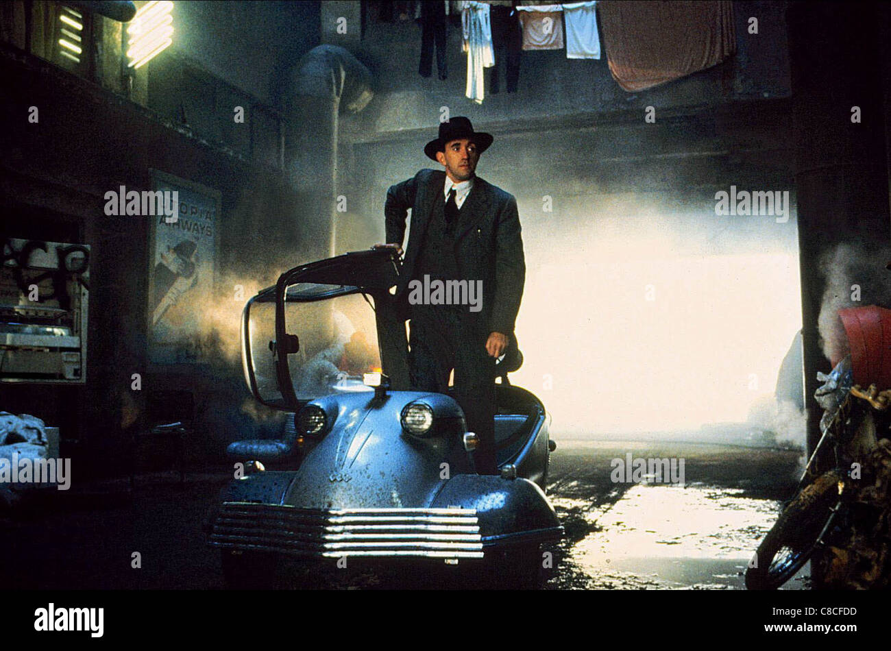 Jonathan Pryce Brazil High Resolution Stock Photography and Images - Alamy