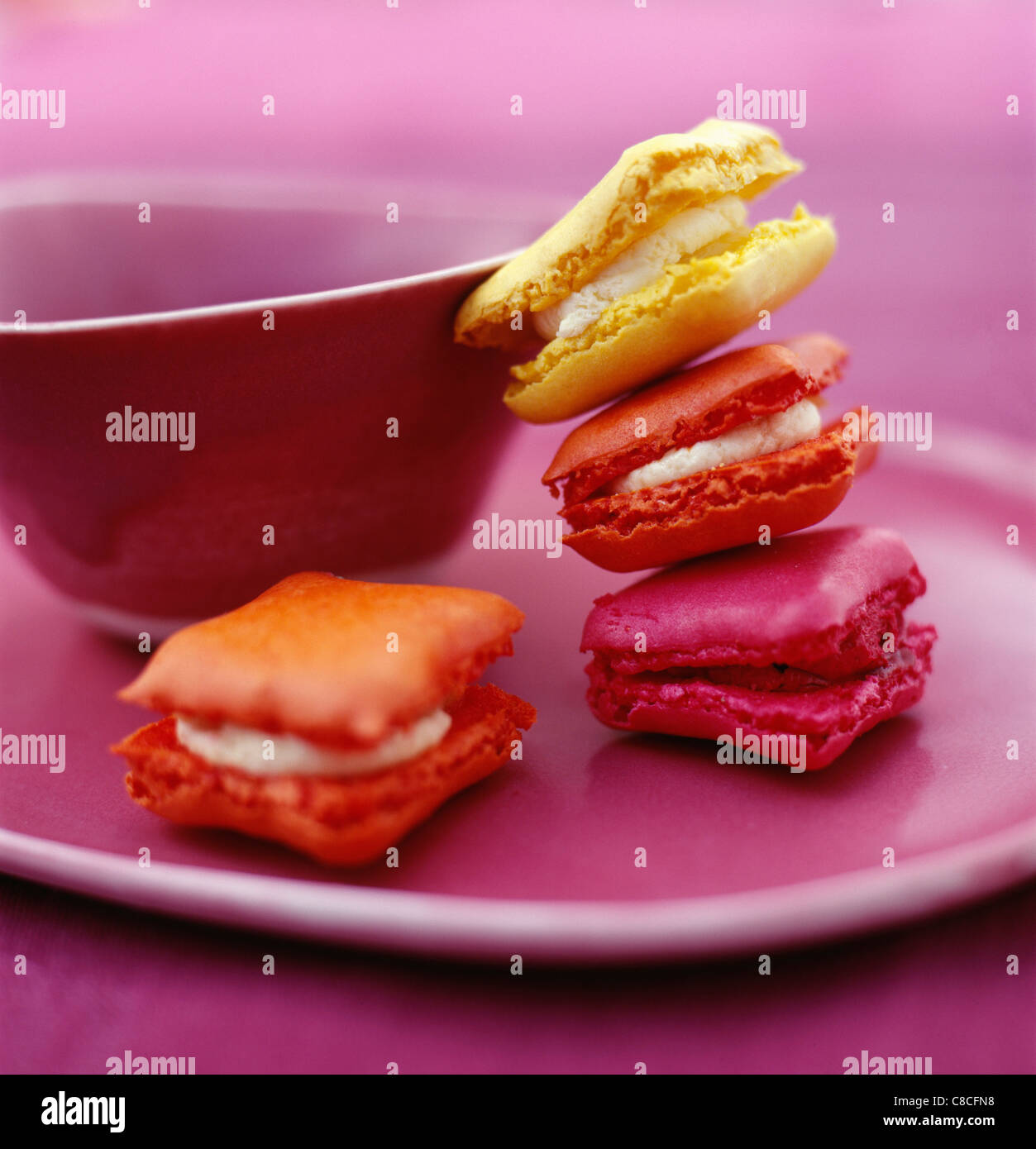 Small square hi-res stock photography and images - Alamy