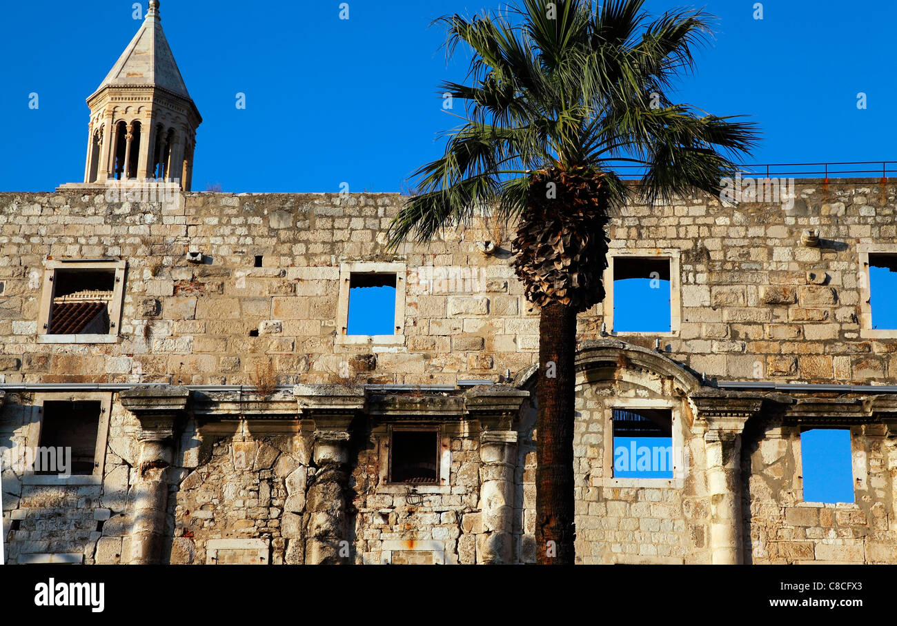 The wall in old town of Split ,Croatia Stock Photo - Alamy