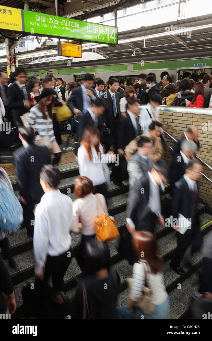 Japan, Tokyo, Shinjuku Railway Station, Commuter Crowds Stock Photo - Alamy