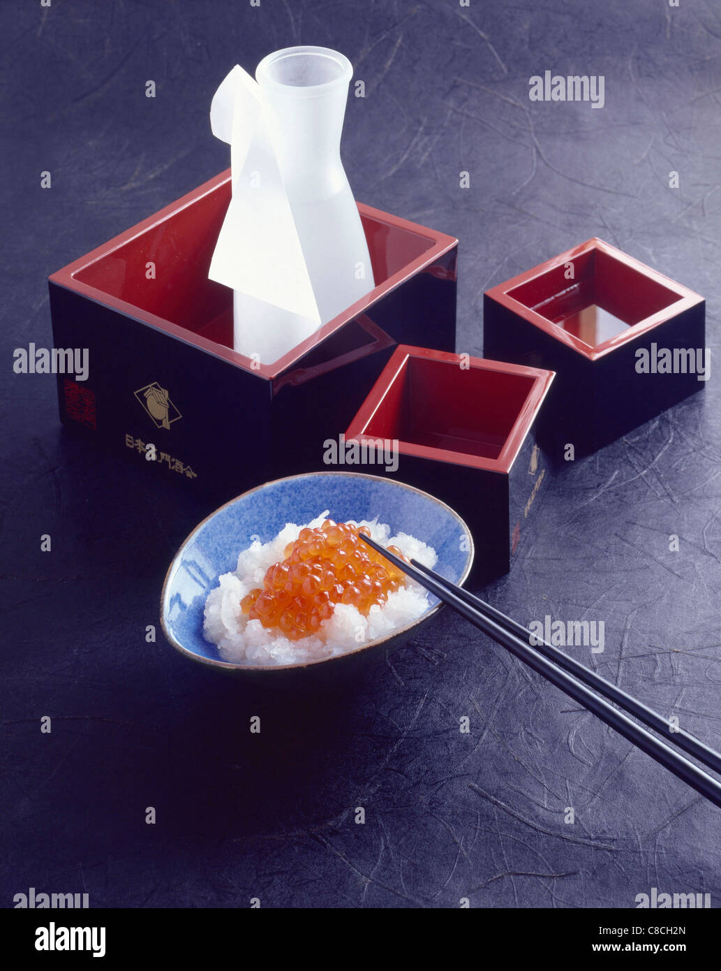 Sake box hi-res stock photography and images - Alamy