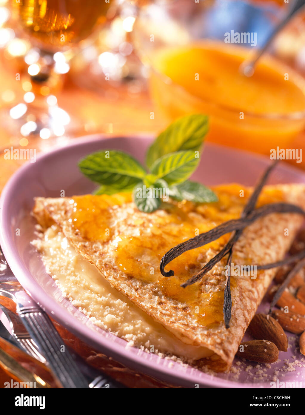 Frangipane cream hi-res stock photography and images - Alamy