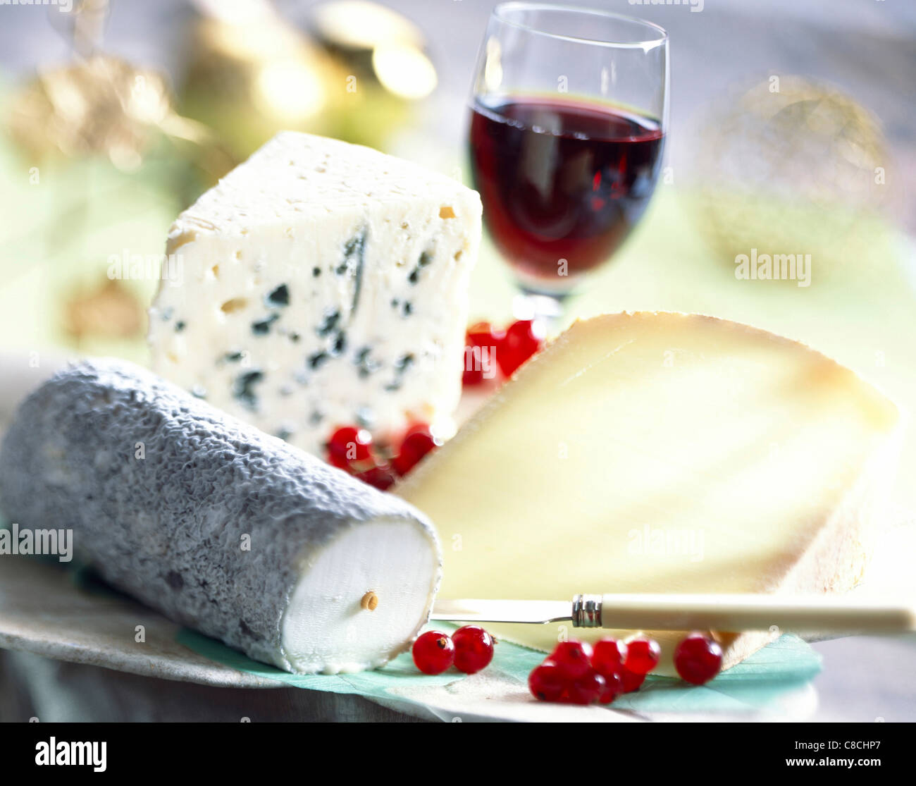 Sainte maure goat's cheese hi-res stock photography and images - Alamy