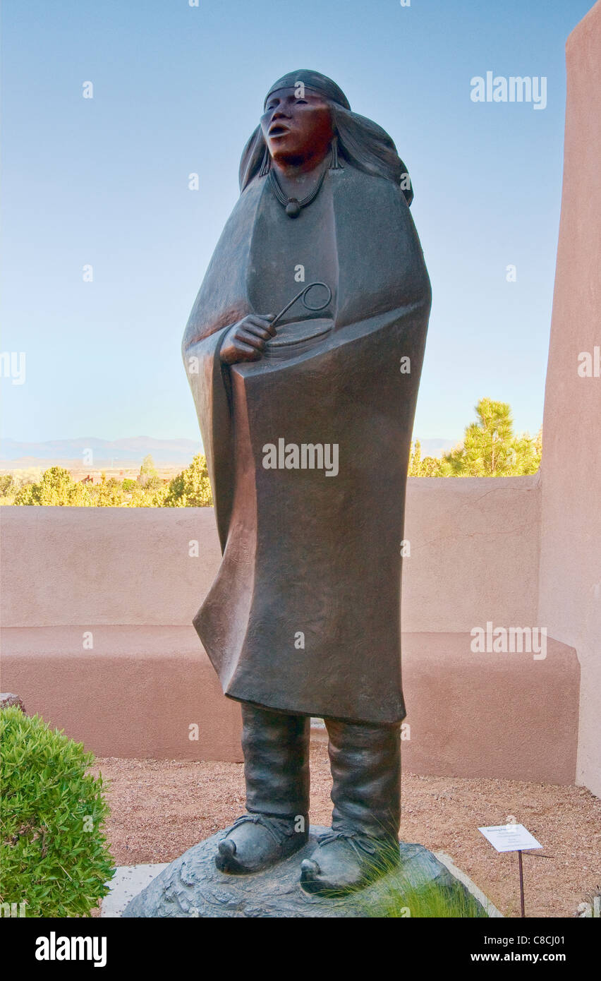 Morning Prayer, bronze sculpture by Allan Houser, Museum of Indian Arts ...