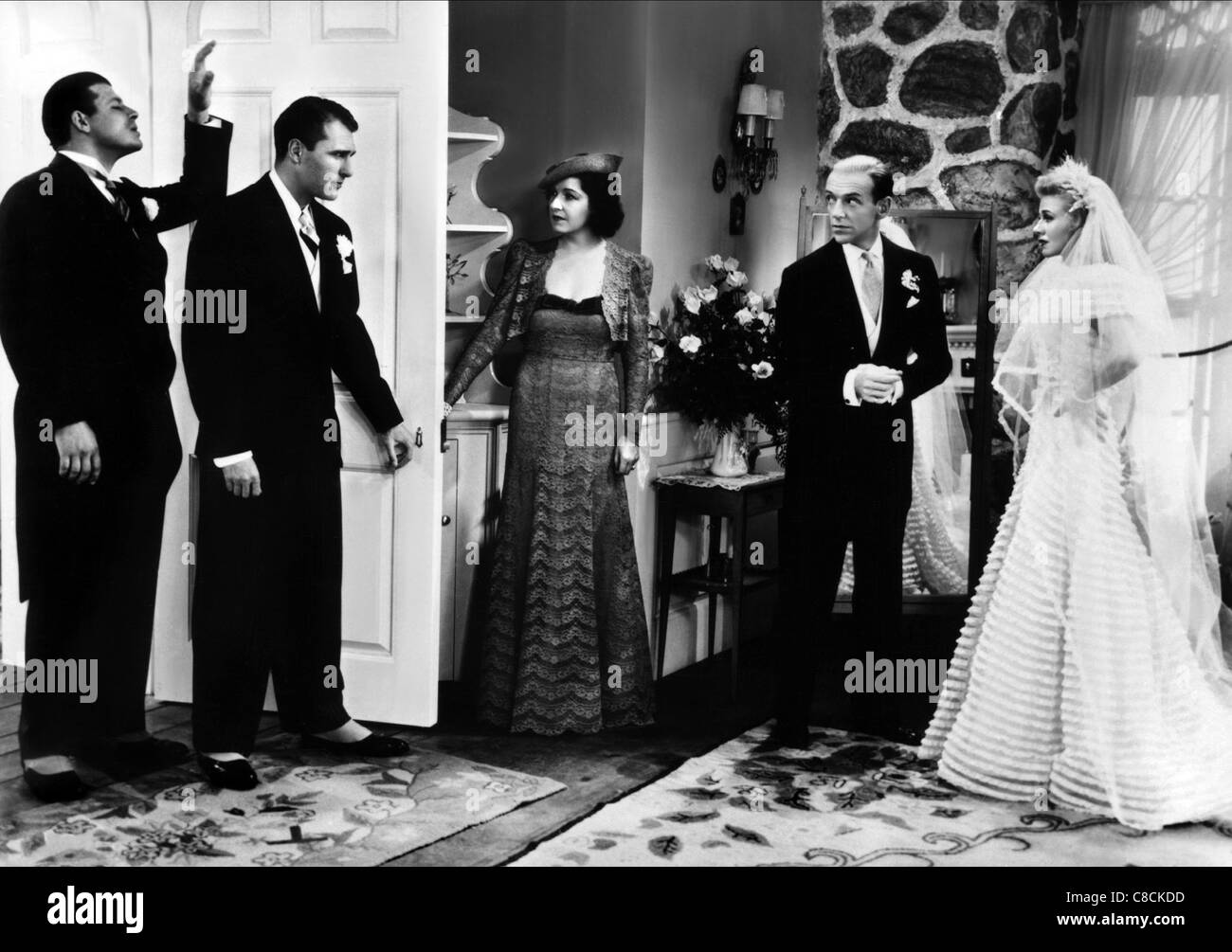 JACK CARSON, RALPH BELLAMY, LUELLA GEAR, FRED ASTAIRE, GINGER ROGERS ...