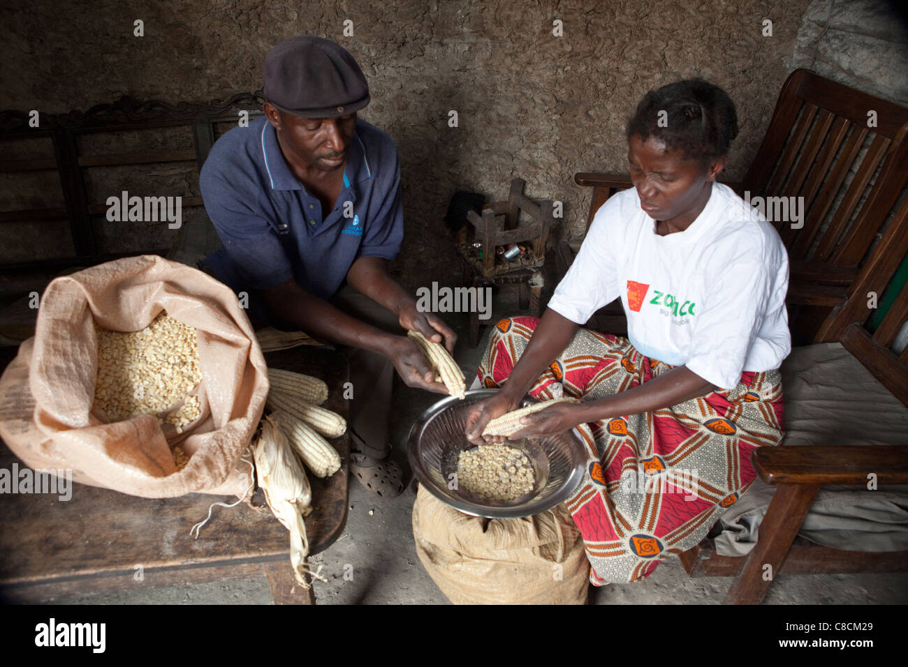 Zambia man traditional dress hi-res stock photography and images - Alamy