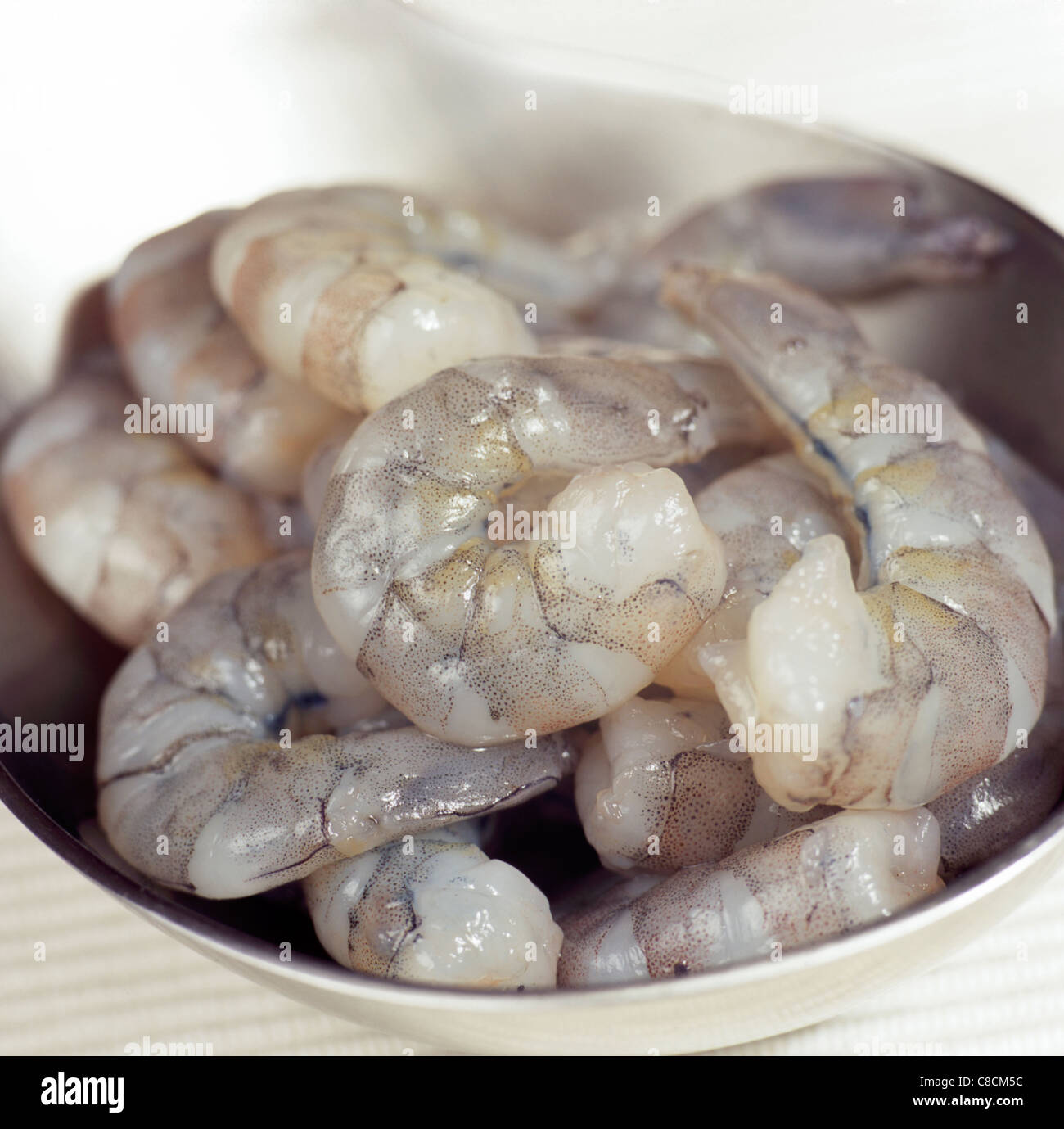 Shelled prawns hi-res stock photography and images - Alamy