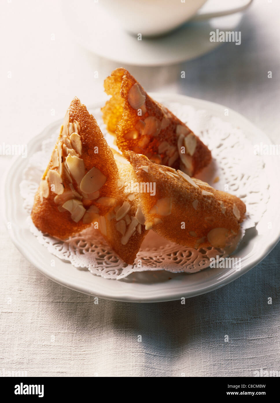 Tuile biscuits hi-res stock photography and images - Alamy