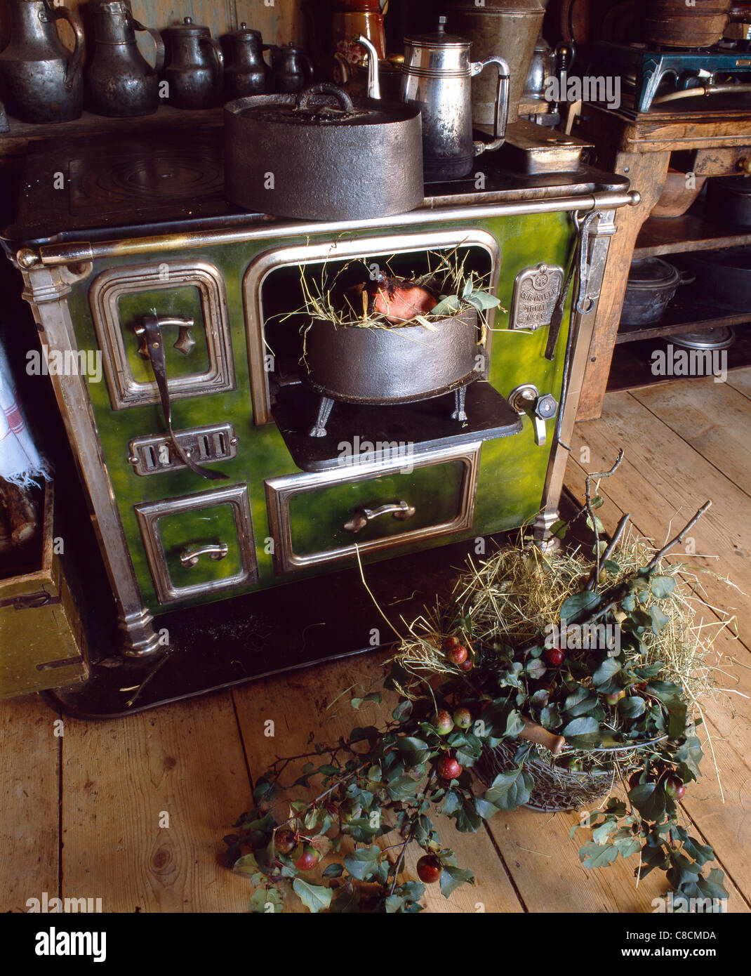 Hay smoked hi-res stock photography and images - Alamy