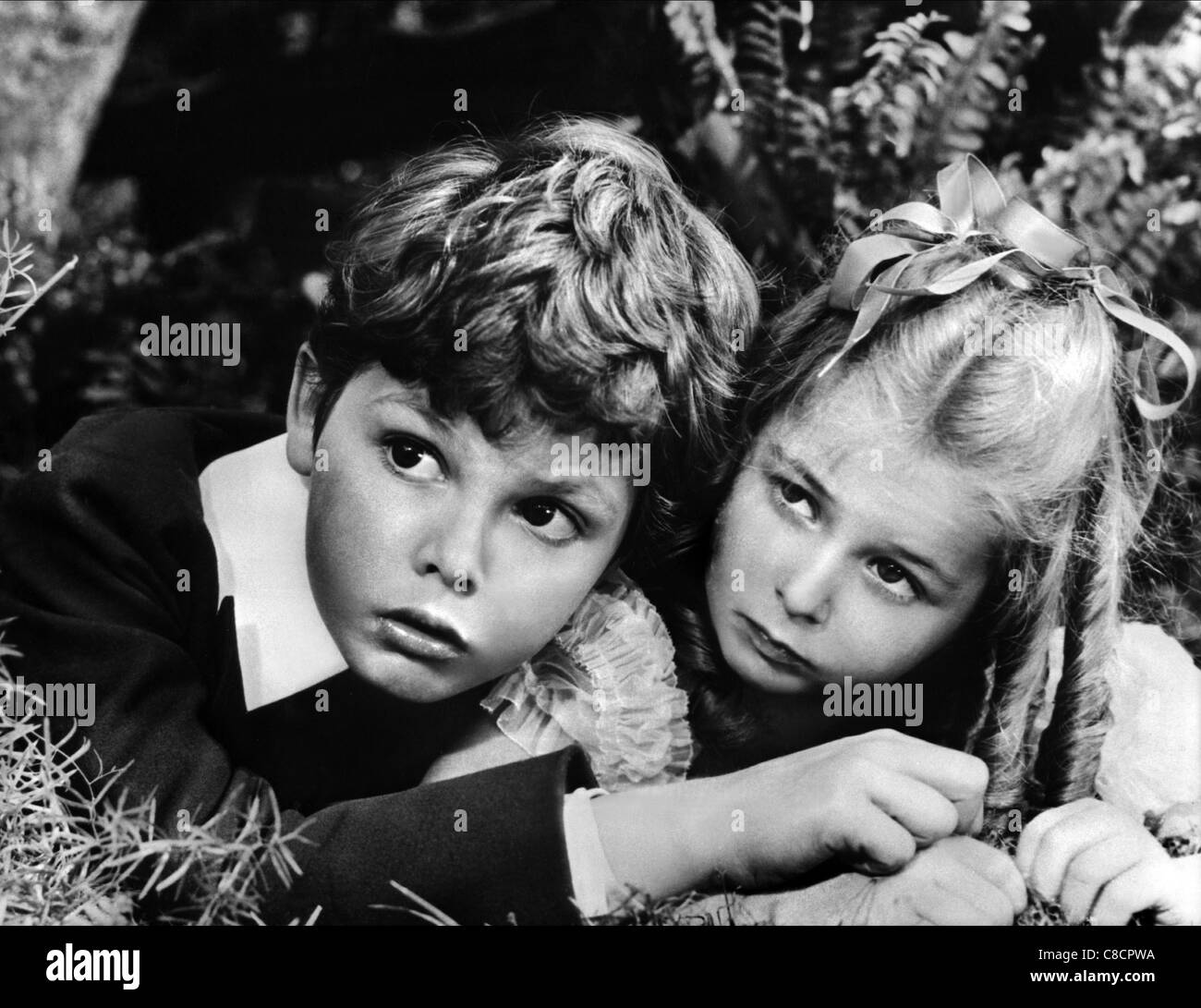 DICKIE MOORE, VIRGINIA WEIDLER, PETER IBBETSON, 1935 Stock Photo - Alamy