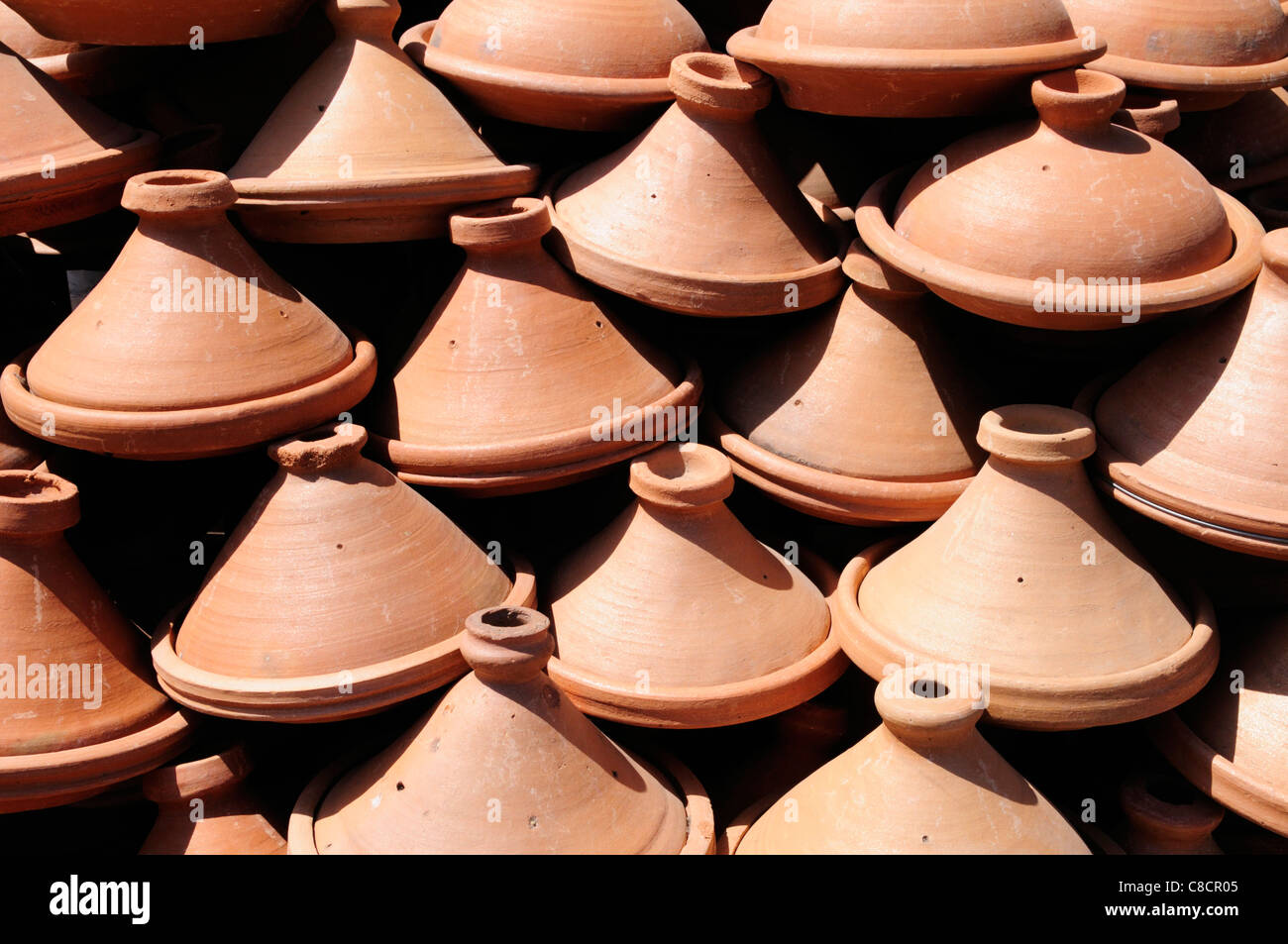 Cooking vessels hi-res stock photography and images - Alamy