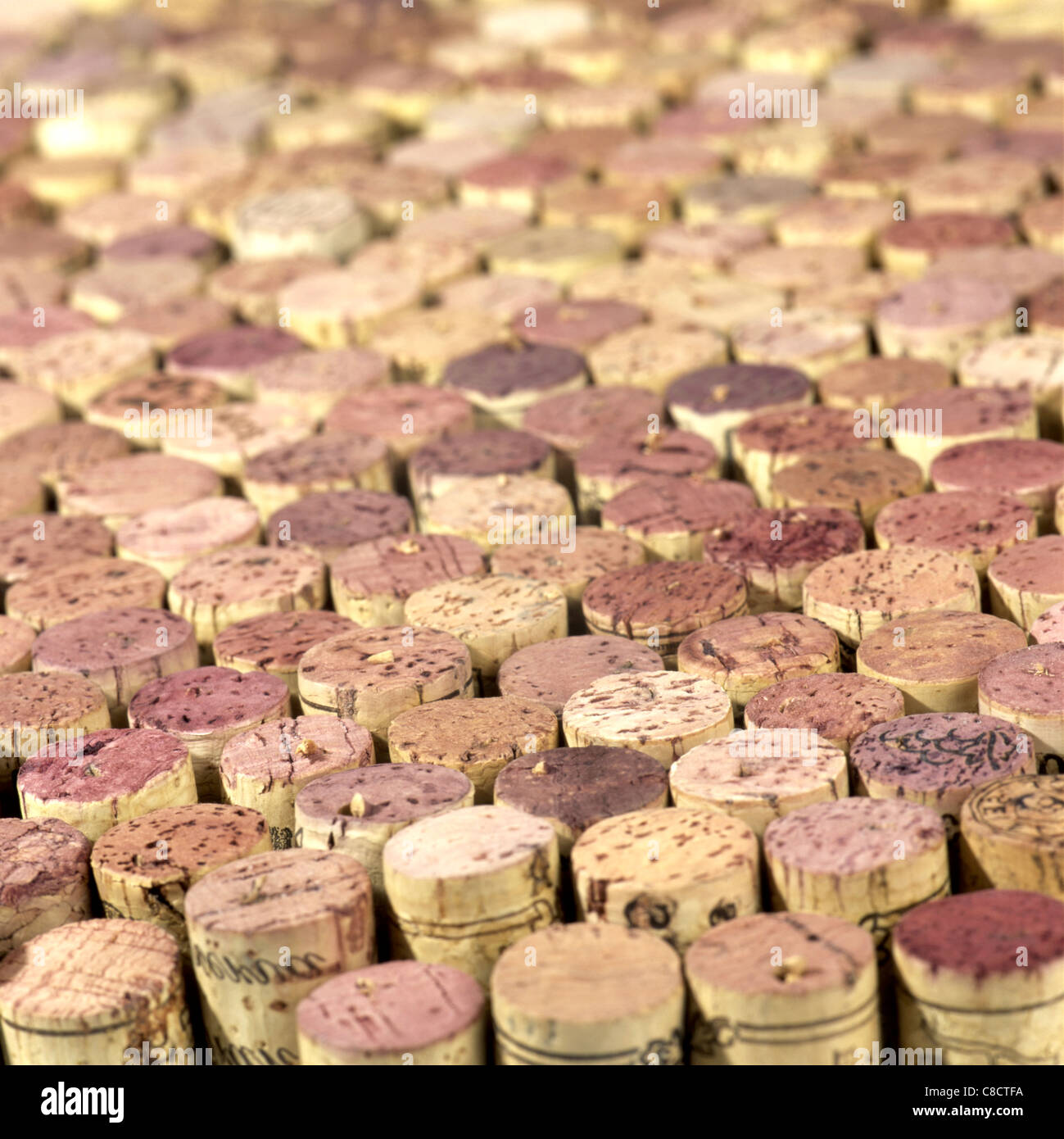 What to do with corks hi-res stock photography and images - Alamy