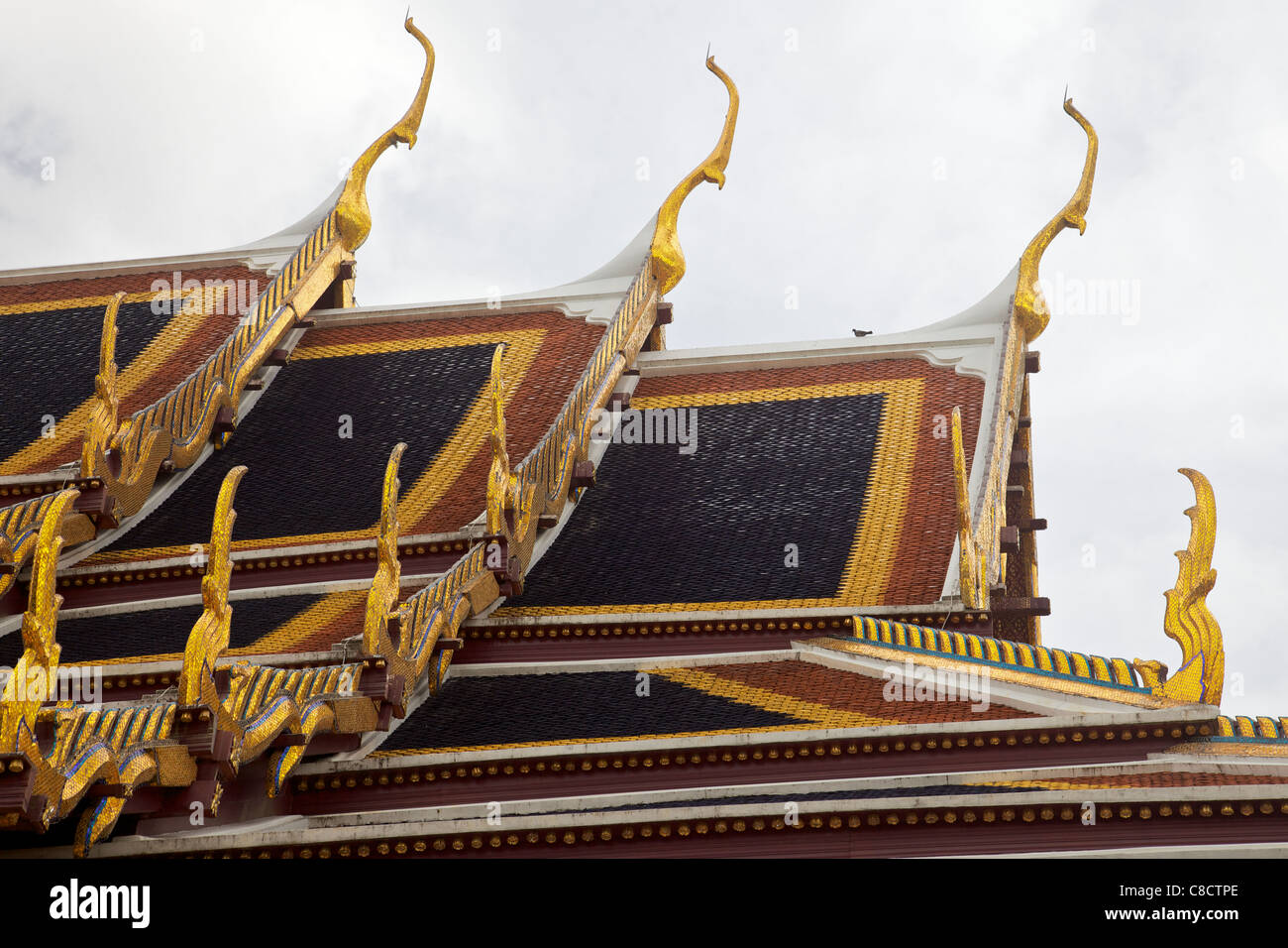 Royal palace in bangkok hi-res stock photography and images - Alamy