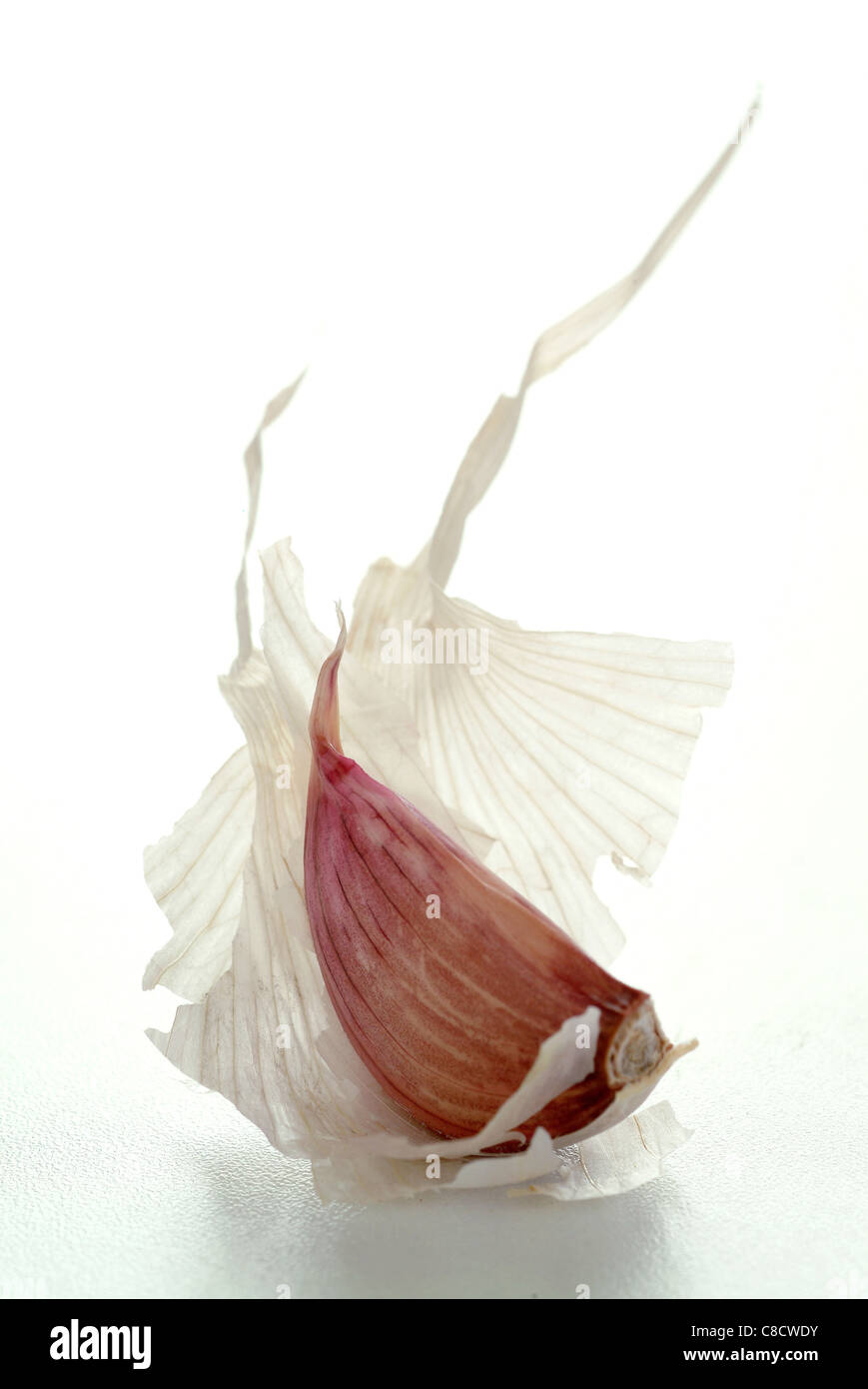 Single pod garlic hi-res stock photography and images - Alamy