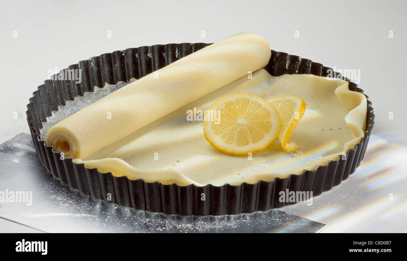 uncooked pastry for tart Stock Photo - Alamy