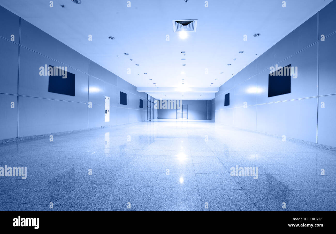 Passage perspective hi-res stock photography and images - Alamy