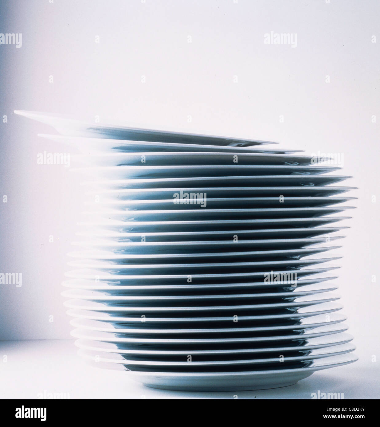 Stack of plates Stock Photo - Alamy