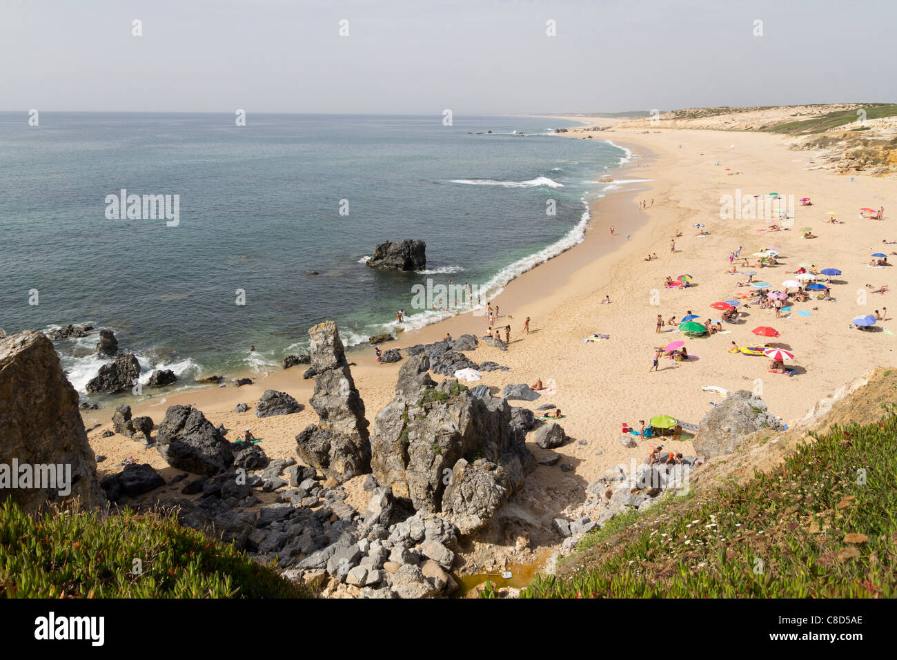 Sines hi-res stock photography and images - Alamy