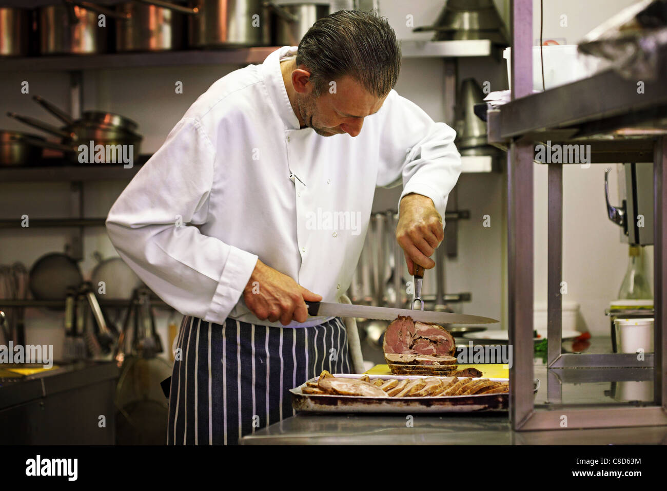 Carving beef hi-res stock photography and images - Alamy