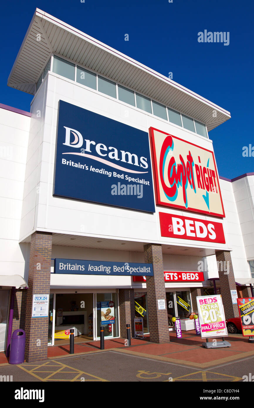 Carpetright logo hi-res stock photography and images - Alamy