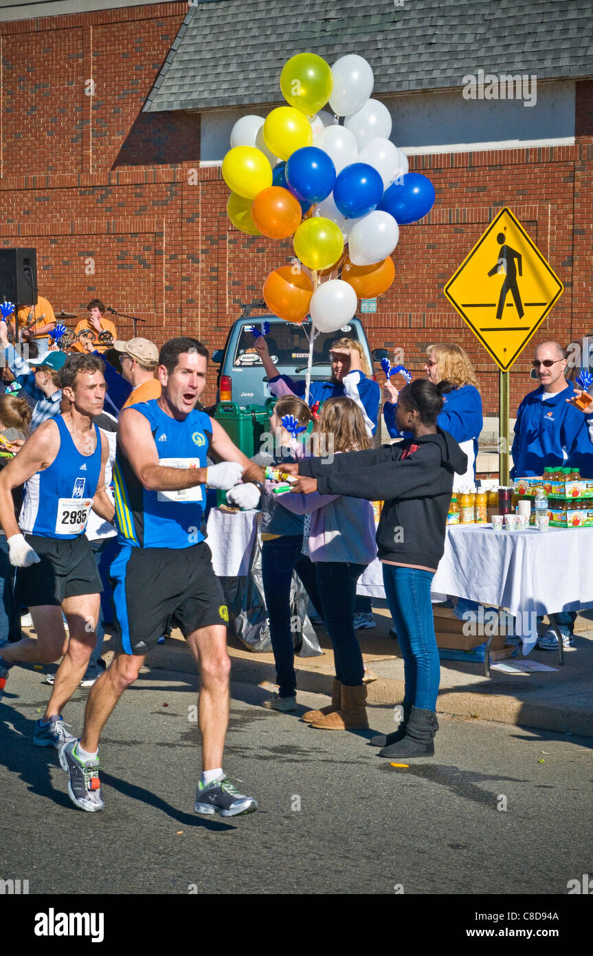 Richmond, VA, Marathon, know as Americas friendliest marathon run ...
