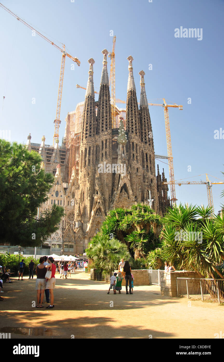 Nativity facade sagrada familia hi-res stock photography and images - Alamy