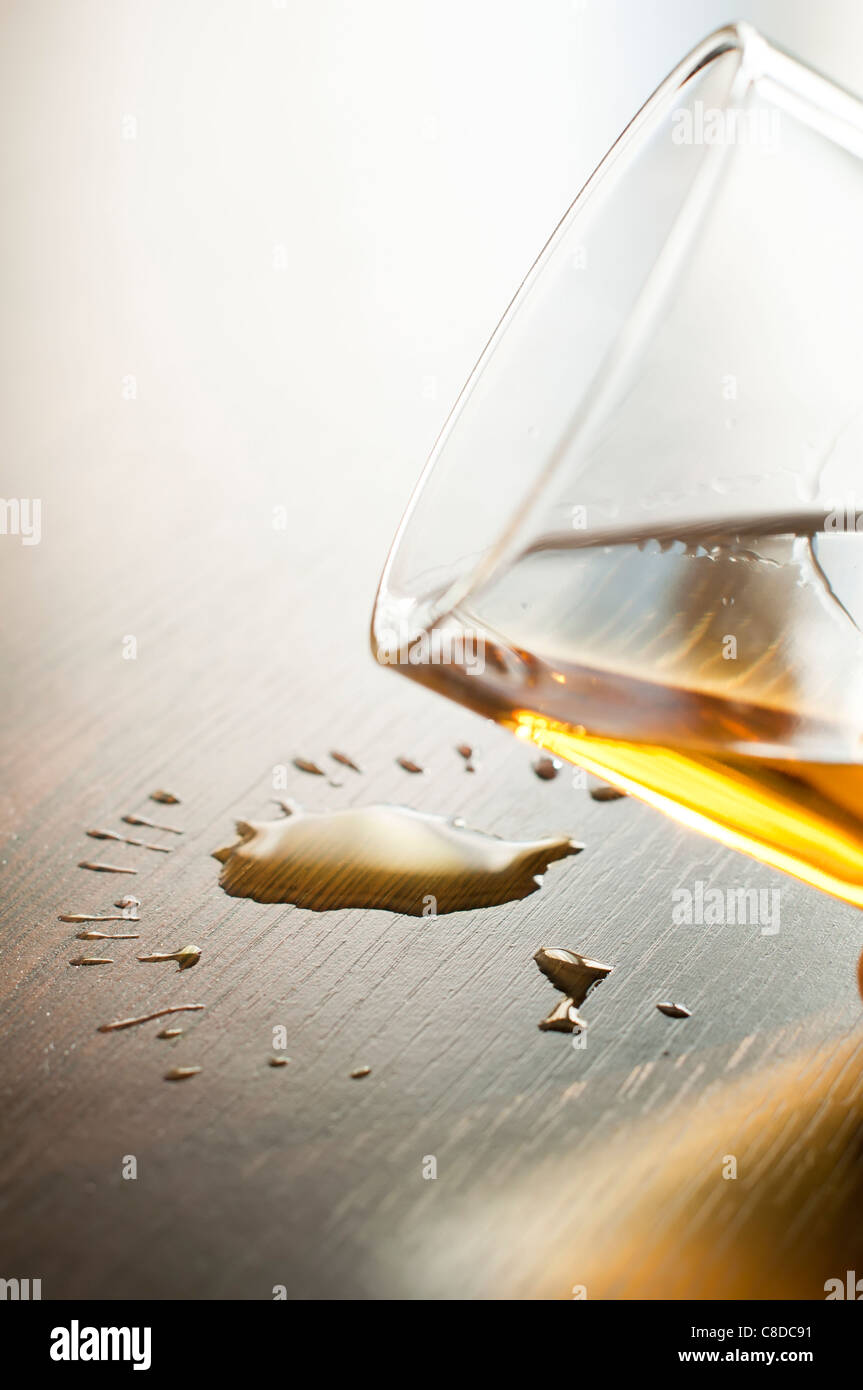 Drops of whiskey hi-res stock photography and images - Alamy