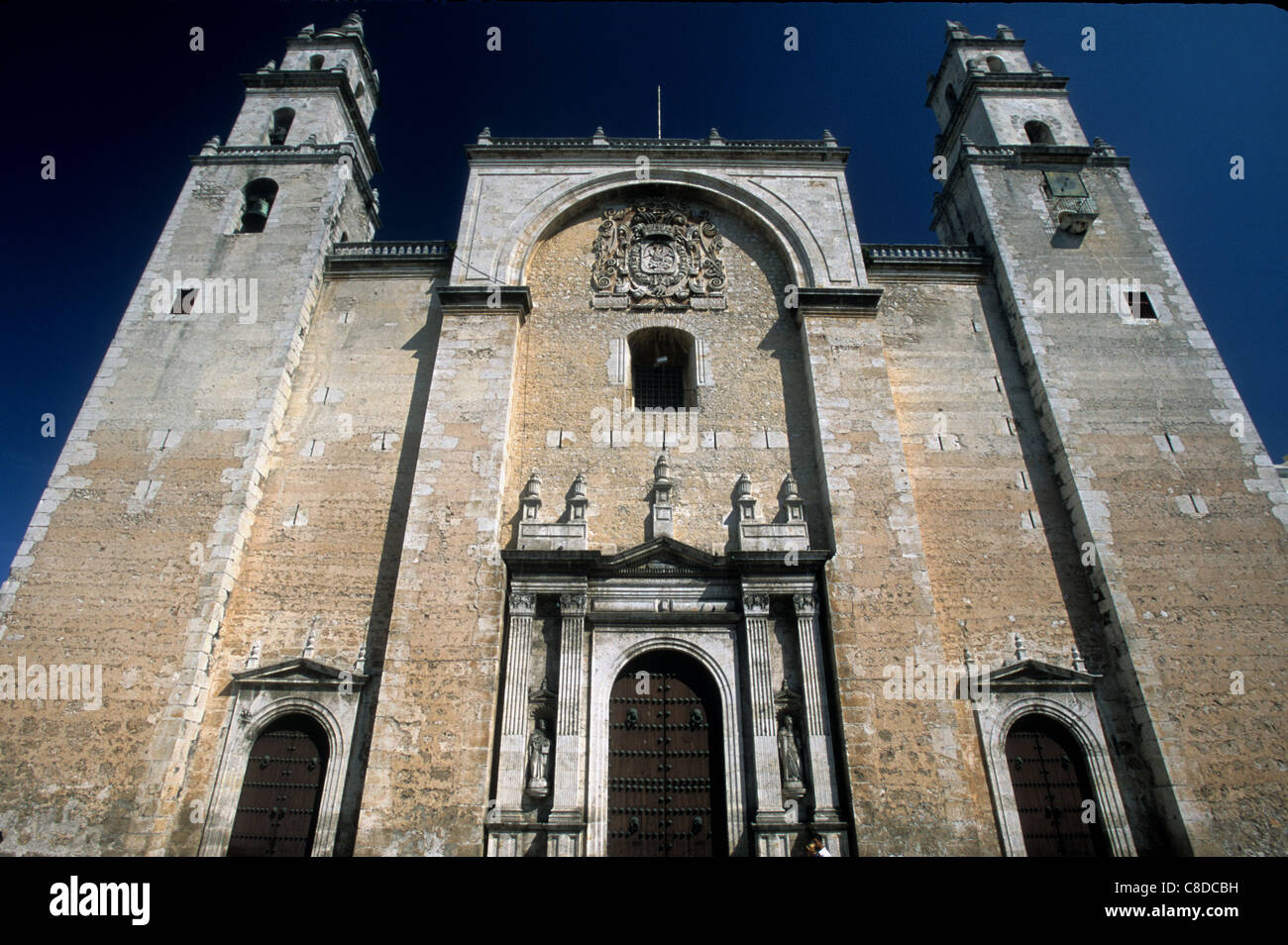 "Catedral de San Idelfonso", a catholic cathedral in central Merida ...