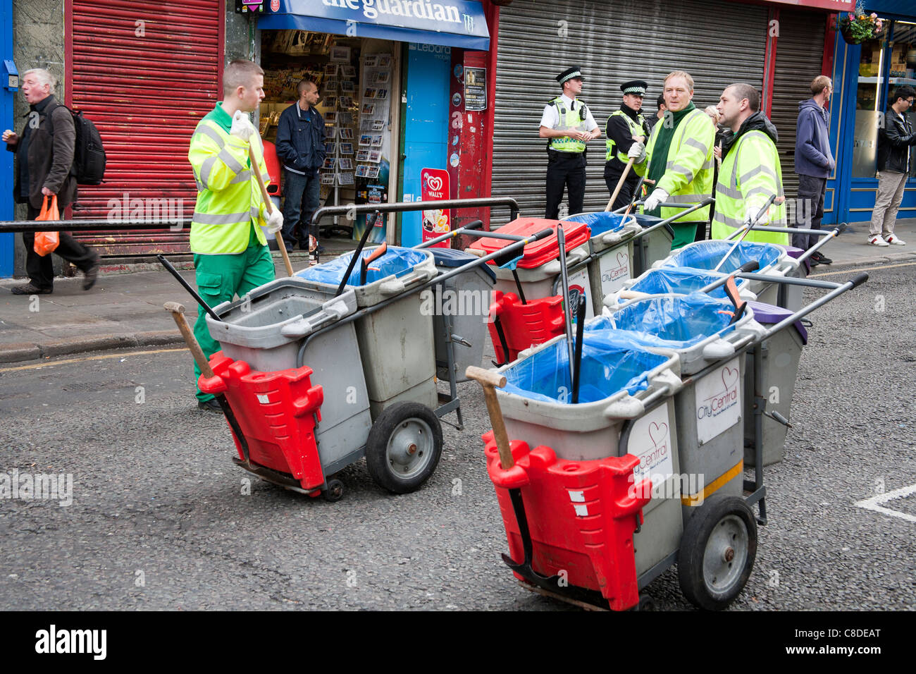 Road sweepers broom hi-res stock photography and images - Alamy