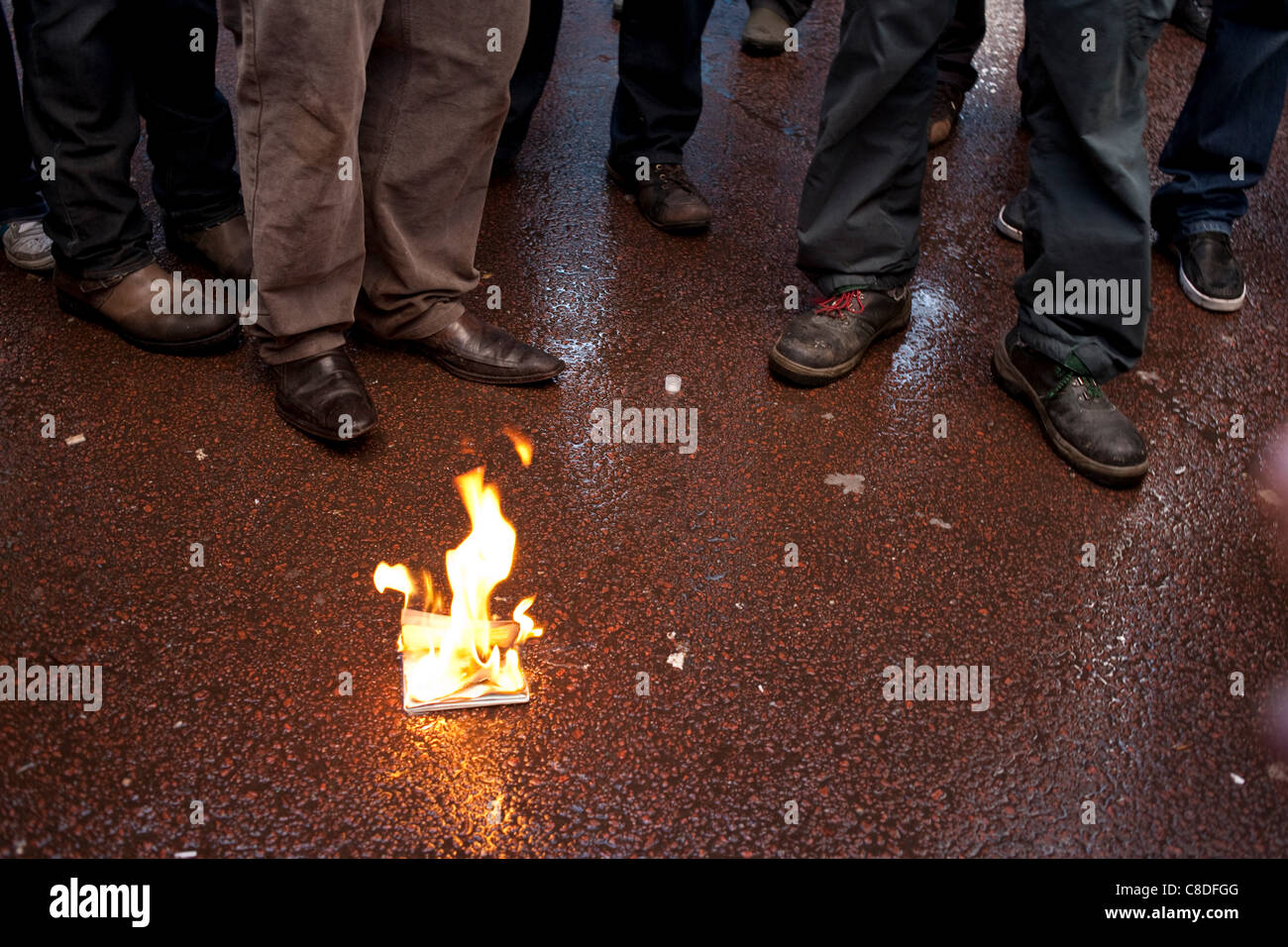 Burning passport hi-res stock photography and images - Alamy