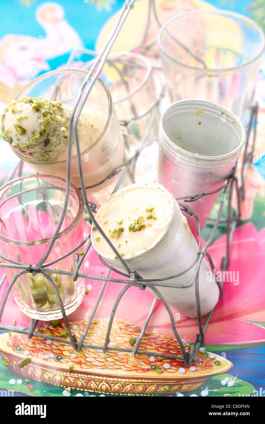 Kulfi, india hi-res stock photography and images - Alamy
